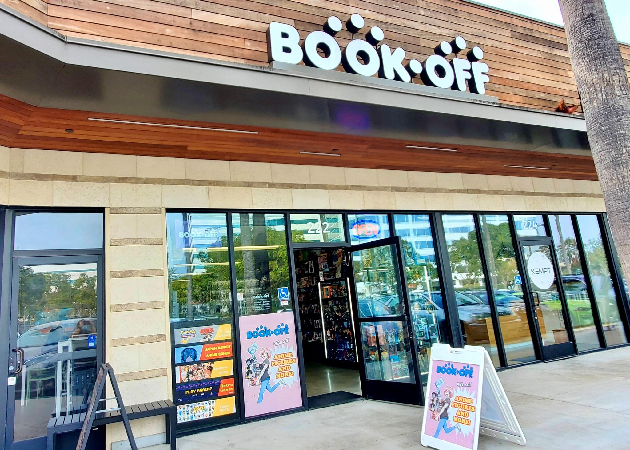 STORE LOCATION - BOOKOFF USA
